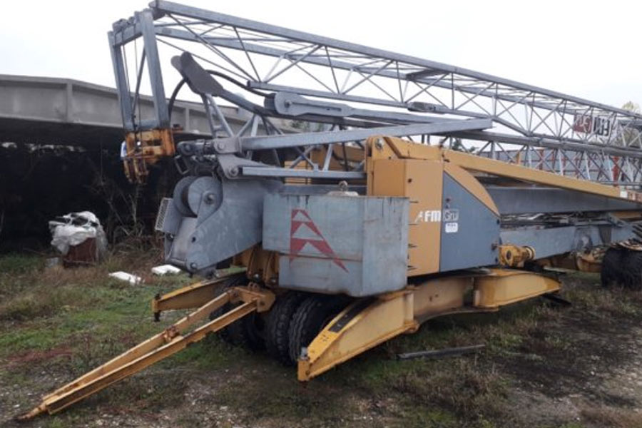 Noleggio Gru edile Torre FM 828 RBI - Cater Noleggio